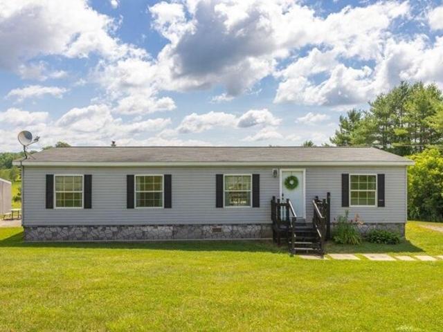Riverside Ter, Sidney, Property For Sale