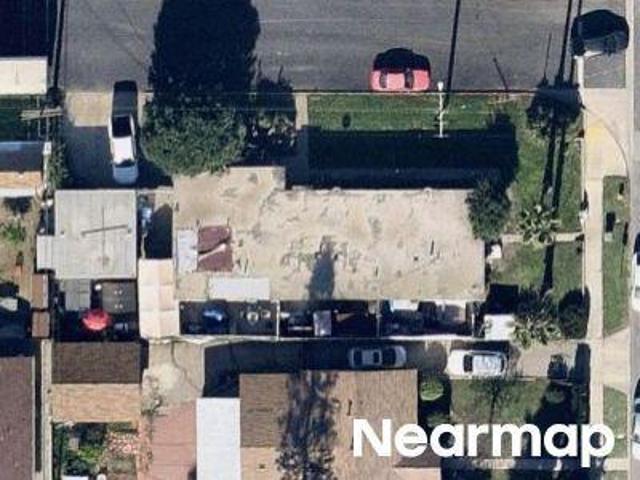 Riverton Ave