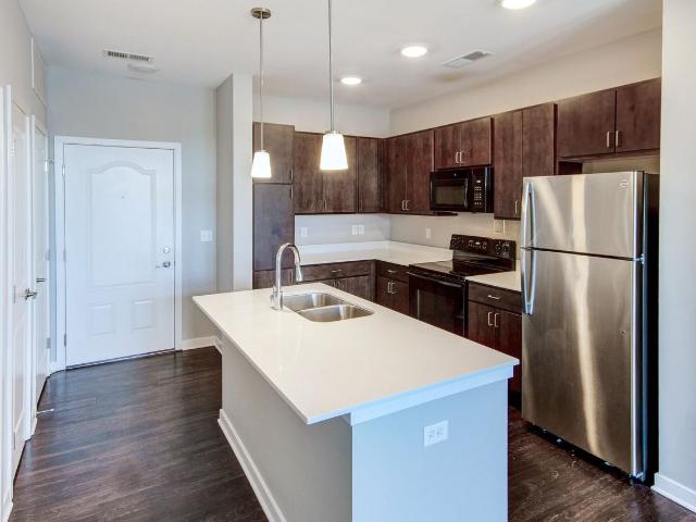 Riverview 1 Bedroom Apartment for Rent at 460 N White River Pkwy West Dr, Indianapolis, IN 46222 Near Westside