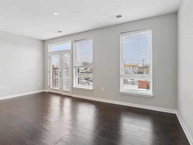 Riverview 2 Bedroom Apartment for Rent at 460 N White River Pkwy West Dr, Indianapolis, IN 46222 Near Westside