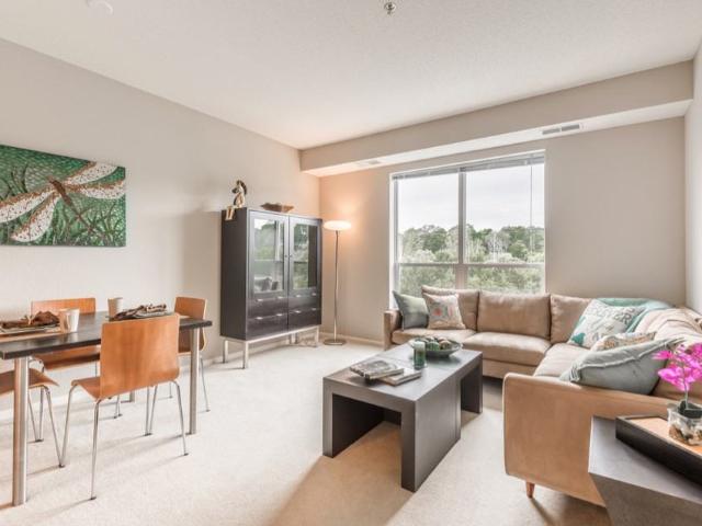 Riverview at Upper Landing 2 Bedroom Apartment for Rent at 400 Spring St, St. Paul, MN 55102 West Seventh