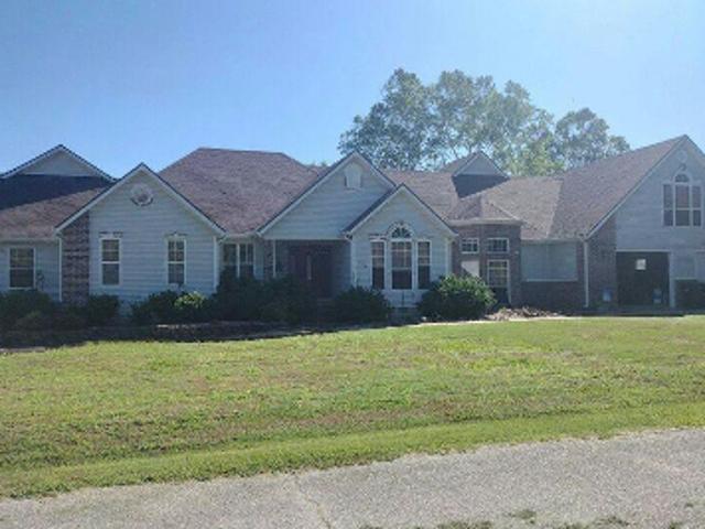 Riverview Dr