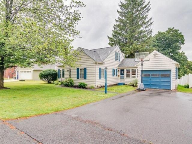 Riverview Dr, Dalton, Home For Sale