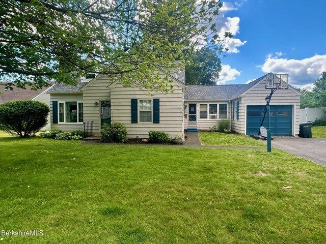 Riverview Dr, Dalton, Home For Sale