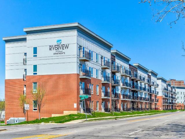 Riverview Studio Apartment for Rent at 460 N White River Pkwy West Dr, Indianapolis, IN 46222 Near Westside