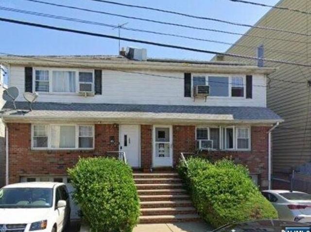 Riverview Pl, Cliffside Park, Home For Sale