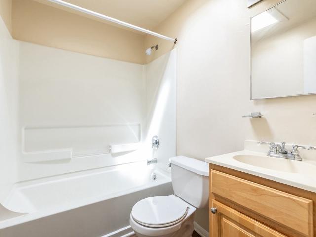 Riverview Townhomes 1 Bedroom Apartment for Rent at 600 5th Ave, Baltimore Highlands, MD 21227 Lansdowne Baltimore Highlands