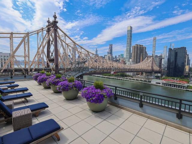 Riverwalk Crossing 1 Bedroom Apartment for Rent at 405 Main St, New York, NY 10044 Roosevelt Island