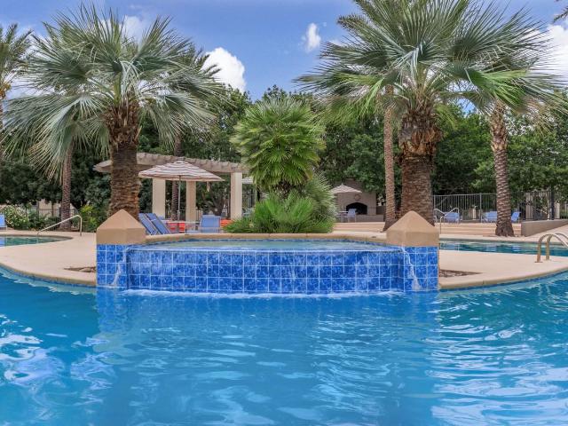 Riverwalk Luxury Apartments 3 Bedroom Apartment for Rent at 850 E Wetmore Rd, Tucson, AZ 85719 Campus Farm
