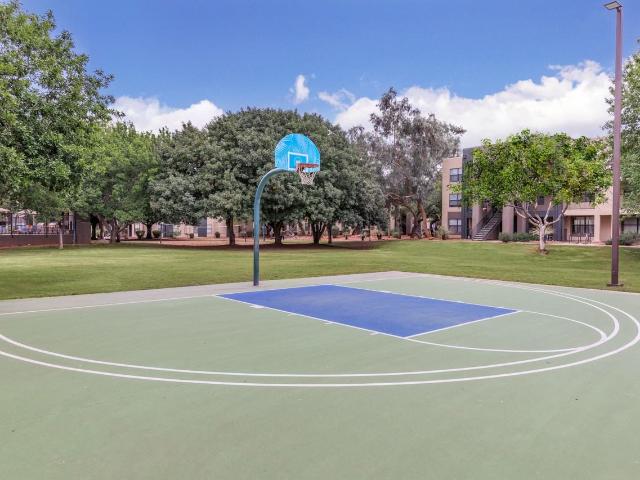 Riverwalk Luxury Apartments 2 Bedroom Apartment for Rent at 850 E Wetmore Rd, Tucson, AZ 85719 Campus Farm