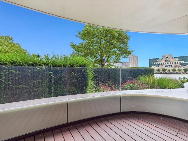 Riverwalk, Millbank, Westminster, London, SW1P Century 21 United Kingdom