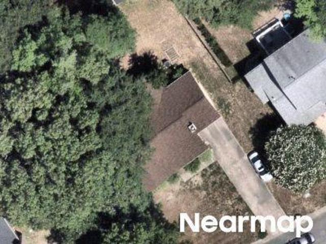 Riverway Ln