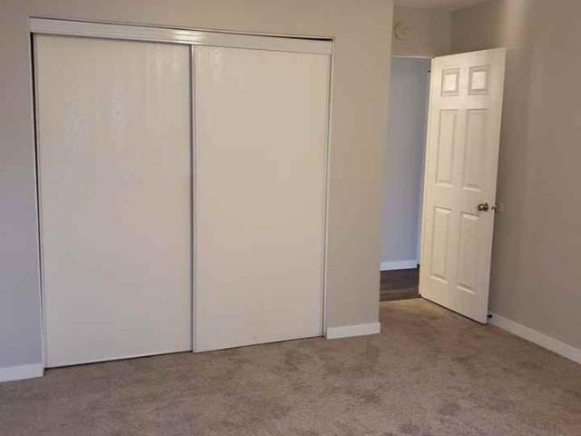 Riverwood 6425 1 Bedroom Apartment for Rent at 6425 Willow Ln, Brooklyn Center, MN 55430 Brooklyn Center