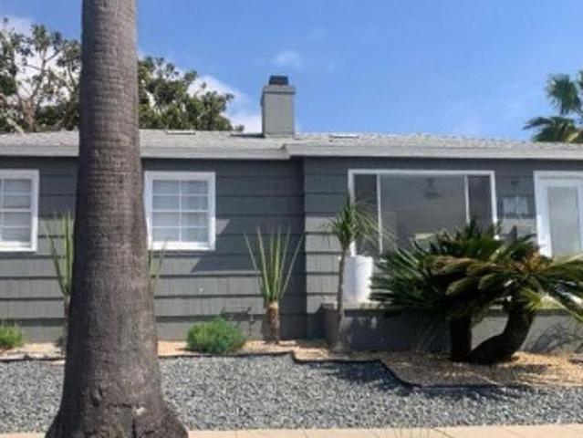 Riviera Dr