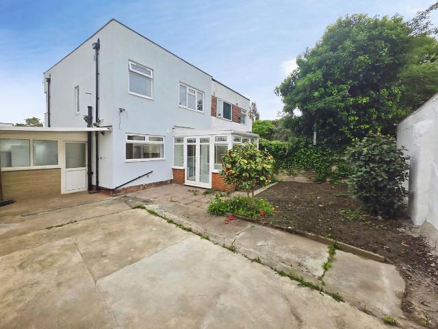 Riviera Gardens, Potternewton Lane LS7, 3 bed semi detached house to rent, £1,350 pcm | PrimeLocation