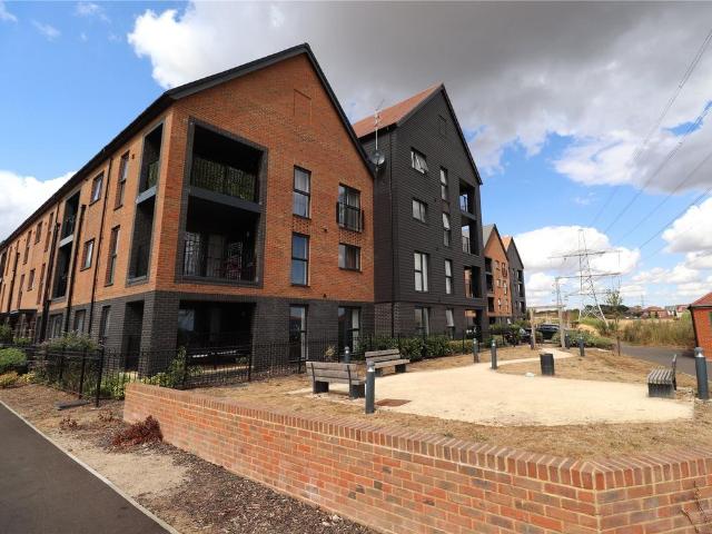 Rixson Road, Weldon, Ebbsfleet, Kent. 2 bed apartment to rent £1,700 pcm £392 pw