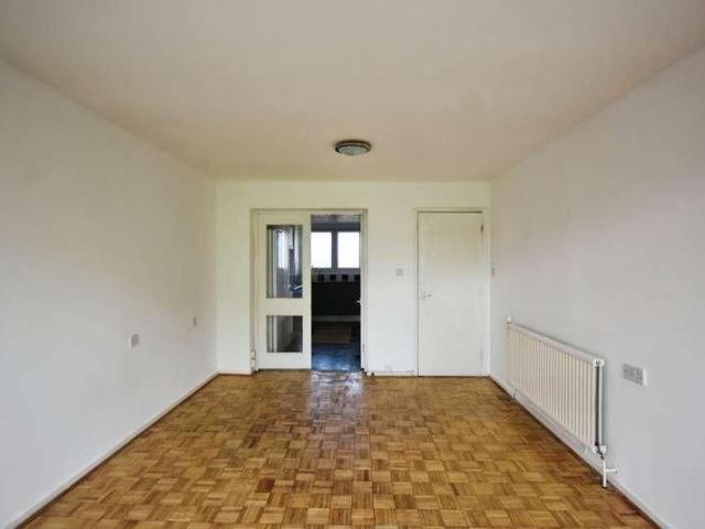 Romulus Court, Brentford Dock, Brentford, TW8