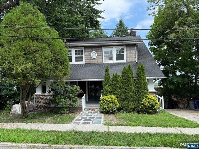 Romaine Pl, Leonia, Home For Sale