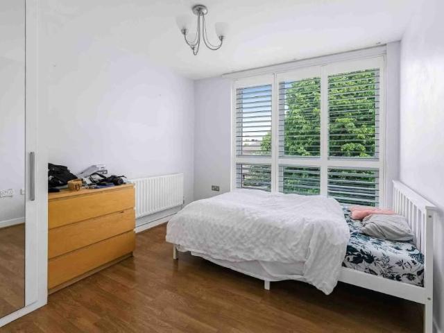 Roman Way, London N7, Room to rent, £1,250 pcm | PrimeLocation