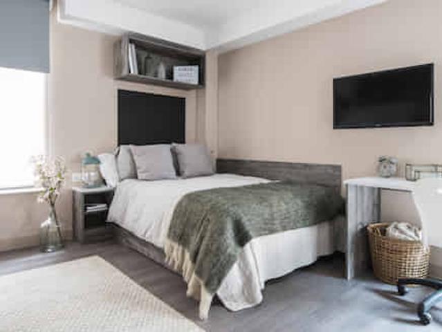 Roman House Derby Student Accommodation | Amber