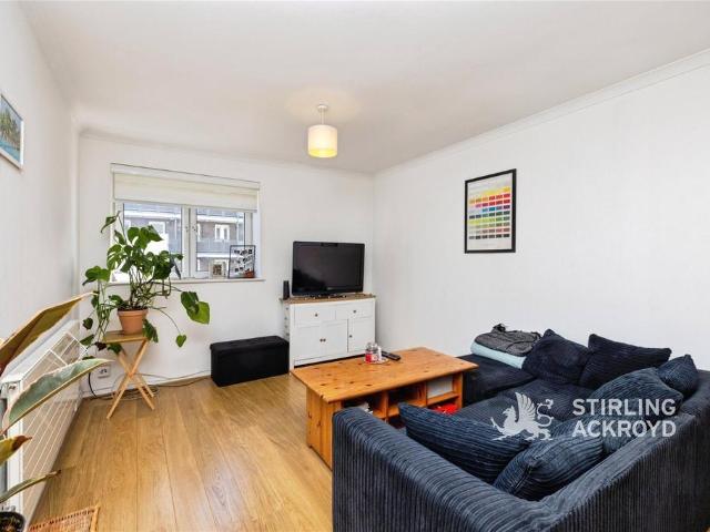 Roman Road, Bethnal Green, London, E2 2 bed apartment to rent £2,300 pcm £531 pw