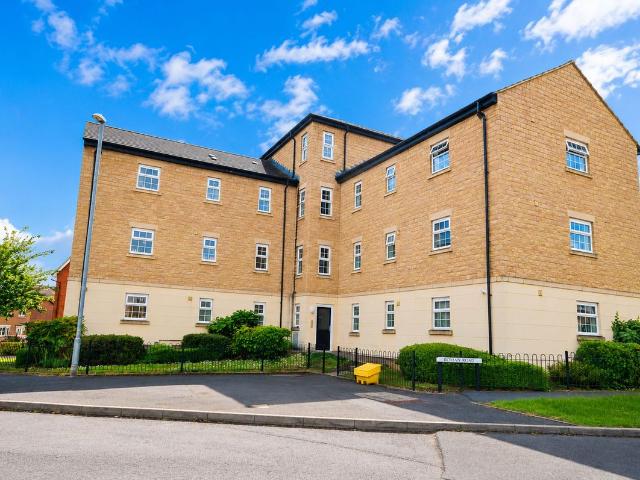 Roman Road, Corby NN18, 2 bed flat to rent, £895 pcm | PrimeLocation