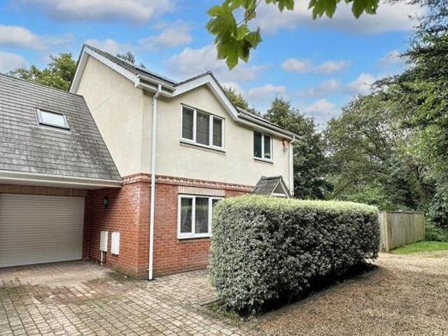 Roman Road, Hardley, 4 Bedroom Link