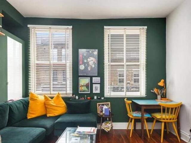 Roman Road, 2 Bedroom Flat