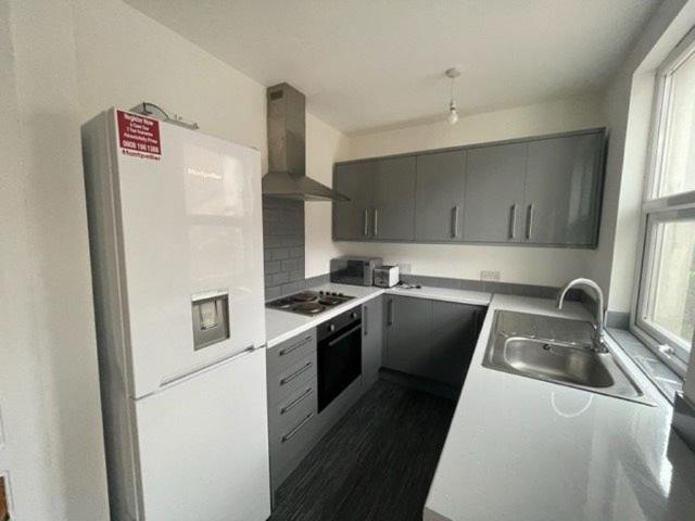 Roman Street, Leicester LE3, 3 bed shared accommodation to rent, £1,200 pcm | PrimeLocation