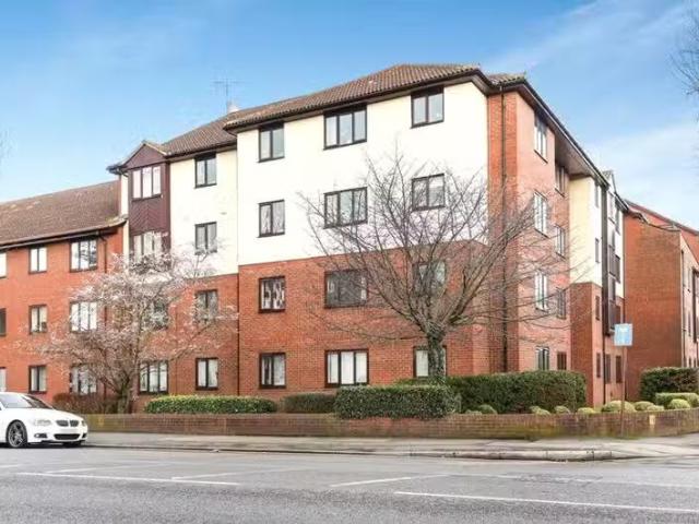 Romana Court, Sidney Road, Staines upon Thames, Surrey, TW18 4QJ