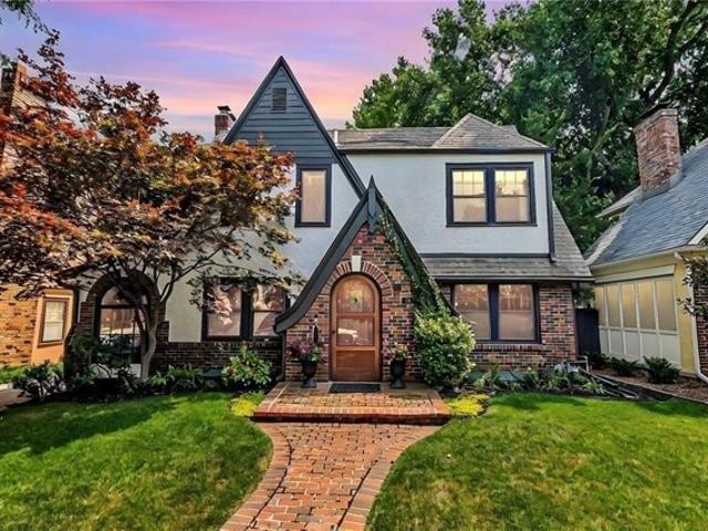 Romany Rd, Kansas City, Home For Sale