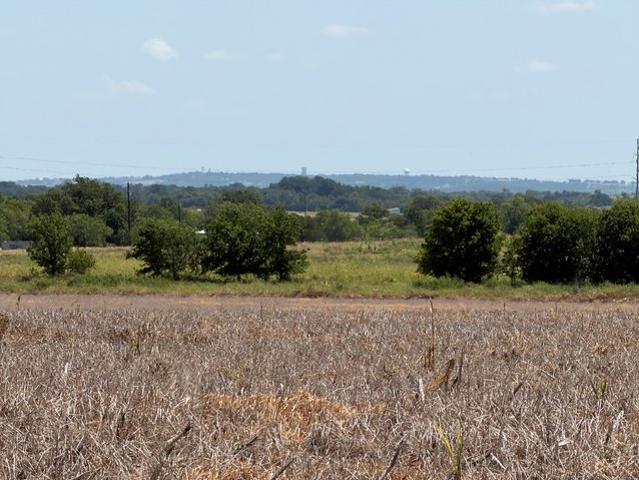 Romberg Rd, Holland, TX 76534