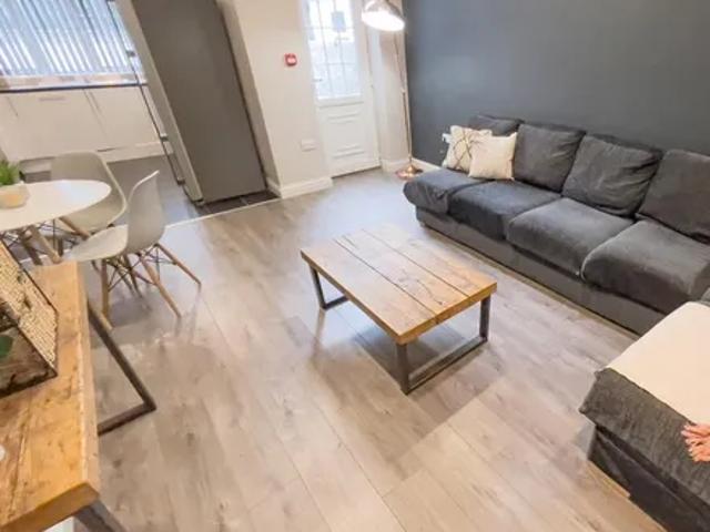 Romer Road, Liverpool, L6 6DH, United Kingdom | 6 bed townhouse for rent #134396241 | Rentberry