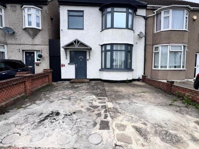 Romford RM5, 3 bed semi detached house to rent, £2,150 pcm | PrimeLocation