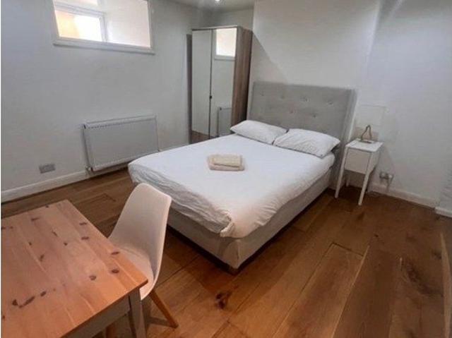Romford Road, London E7, Room to rent, £950 pcm | PrimeLocation