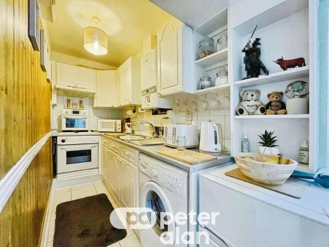 Romilly Road West, CF5