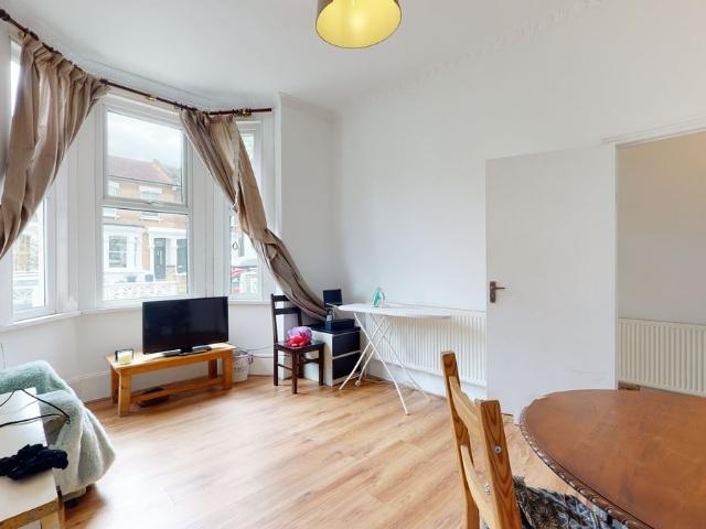 Romily Road, London N4, 5 bed terraced house to rent, £4,850 pcm | PrimeLocation
