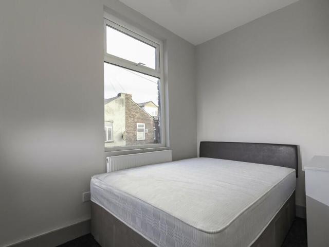 Romney Street, Salford M6, 3 bed shared accommodation to rent, £756 pcm | PrimeLocation