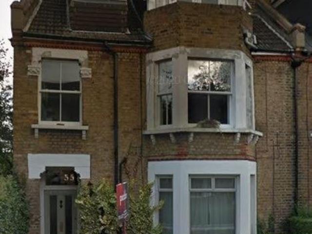 Romola Road, London, SE24 2 bed flat to rent £1,995 pcm £460 pw