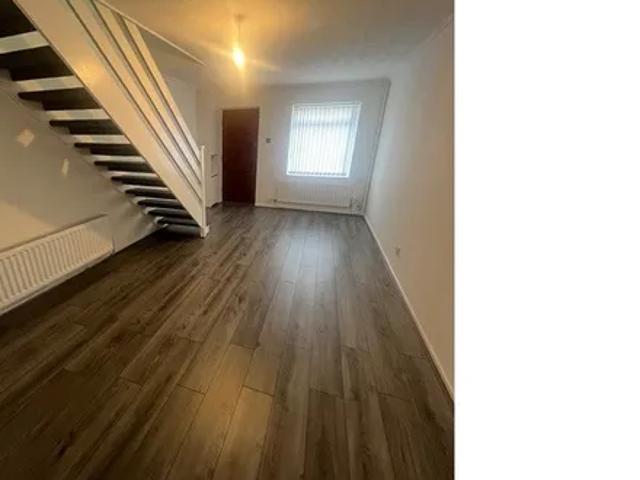 Ronan Close, Sefton, L20 4HN, United Kingdom | 2 bed townhouse for rent #118053851 | Rentberry