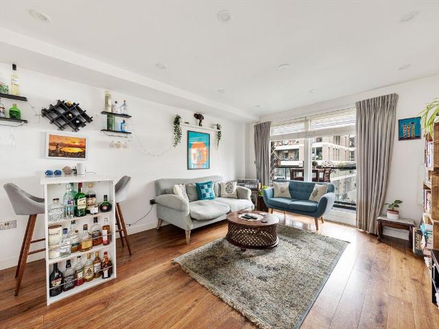 Ronann Apartments, London N1, 2 bed flat to rent, £3,400 pcm | PrimeLocation