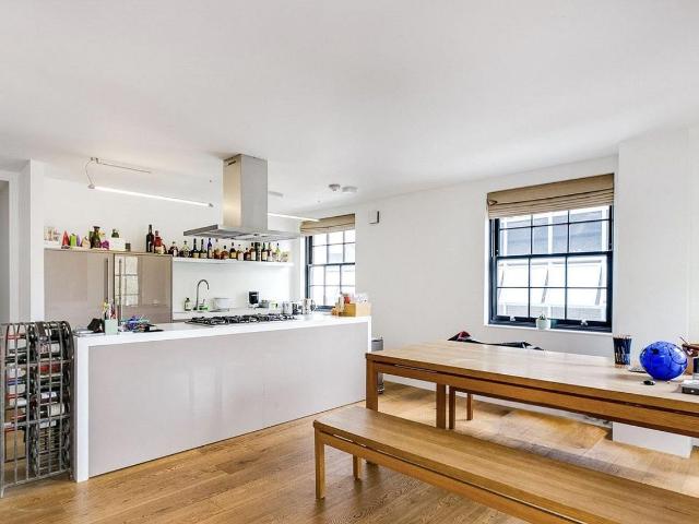Rondor House, Parsons Green SW6, 2 bed flat to rent, £4,498 pcm | PrimeLocation