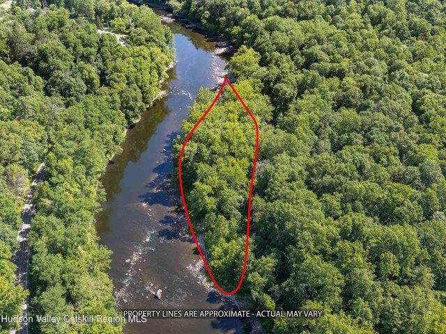 Rondout Creek Is, Esopus, NY 12429