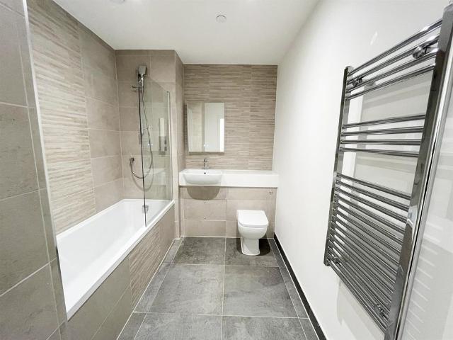 Roof Terrace, London Road, St. Leonards, TN37 6FL