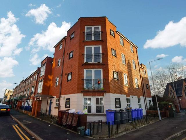 Rook Street, Hulme, Manchester M15, 2 bed flat to rent, £1,200 pcm | PrimeLocation
