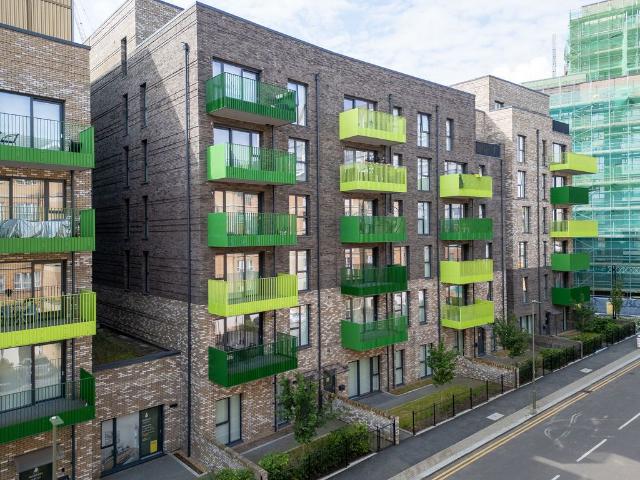 Rookery Way, Hendon NW9, 1 bed flat to rent, £1,550 pcm | PrimeLocation
