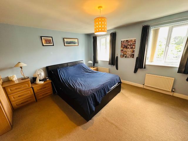 Rookes Crescent, Chelmsford CM1, Room to rent, £835 pcm | PrimeLocation