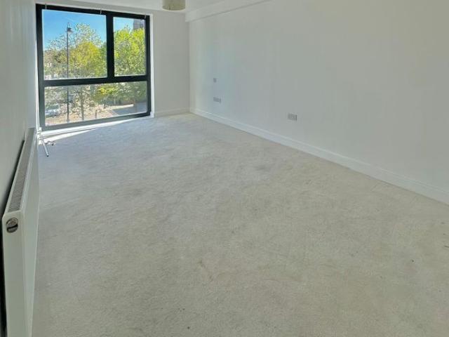 Rookstone Road, London SW17, 1 bed flat to rent, £1,900 pcm | PrimeLocation