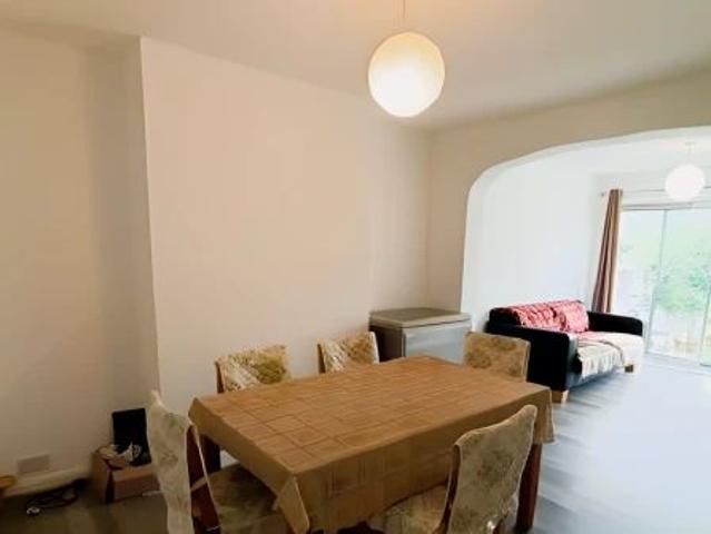 Room1