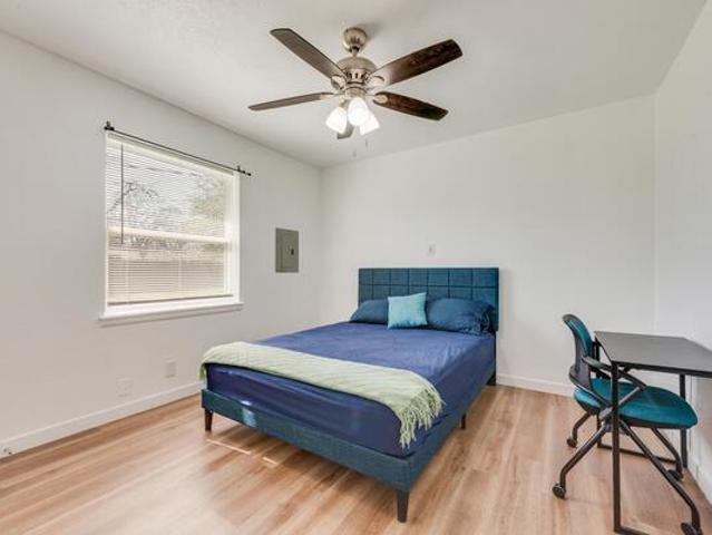 Room Near DFW Airport